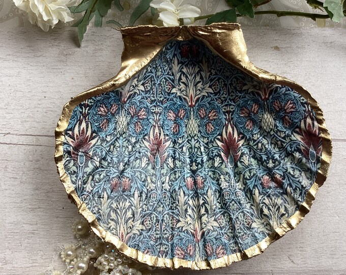 William Morris Snakeshead Design. Handmade Gift. Shell Jewellery Dish ...
