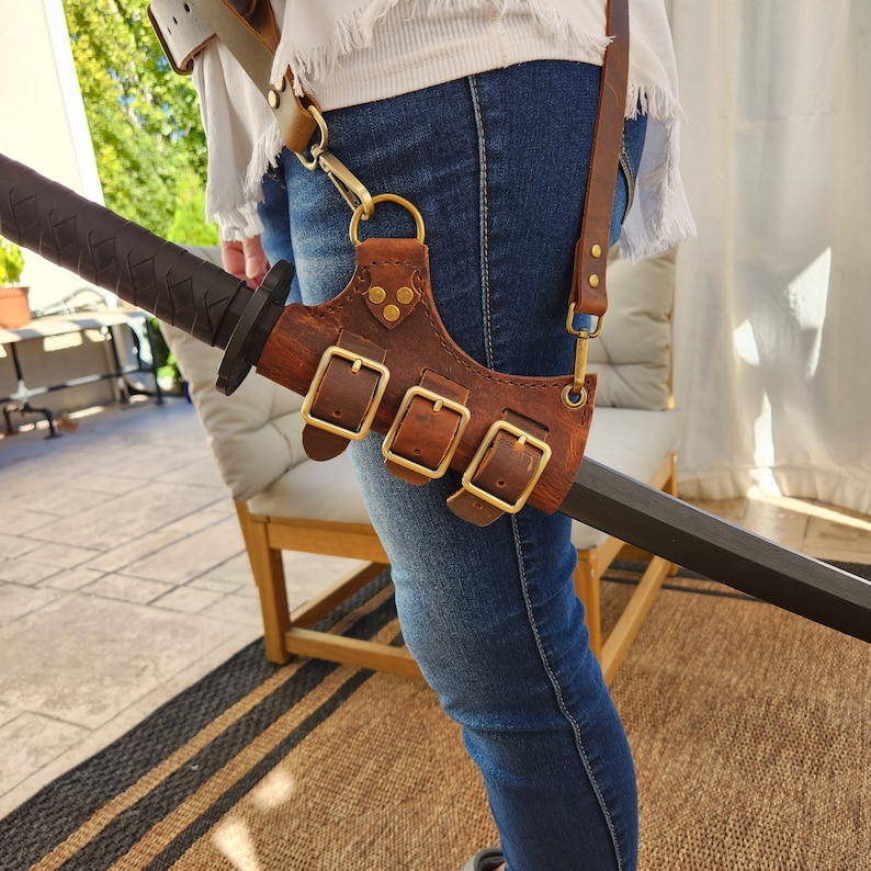 Medieval Fantasy Leather Sword Frog - DIY PDF Pattern Tutorial - Sword ...