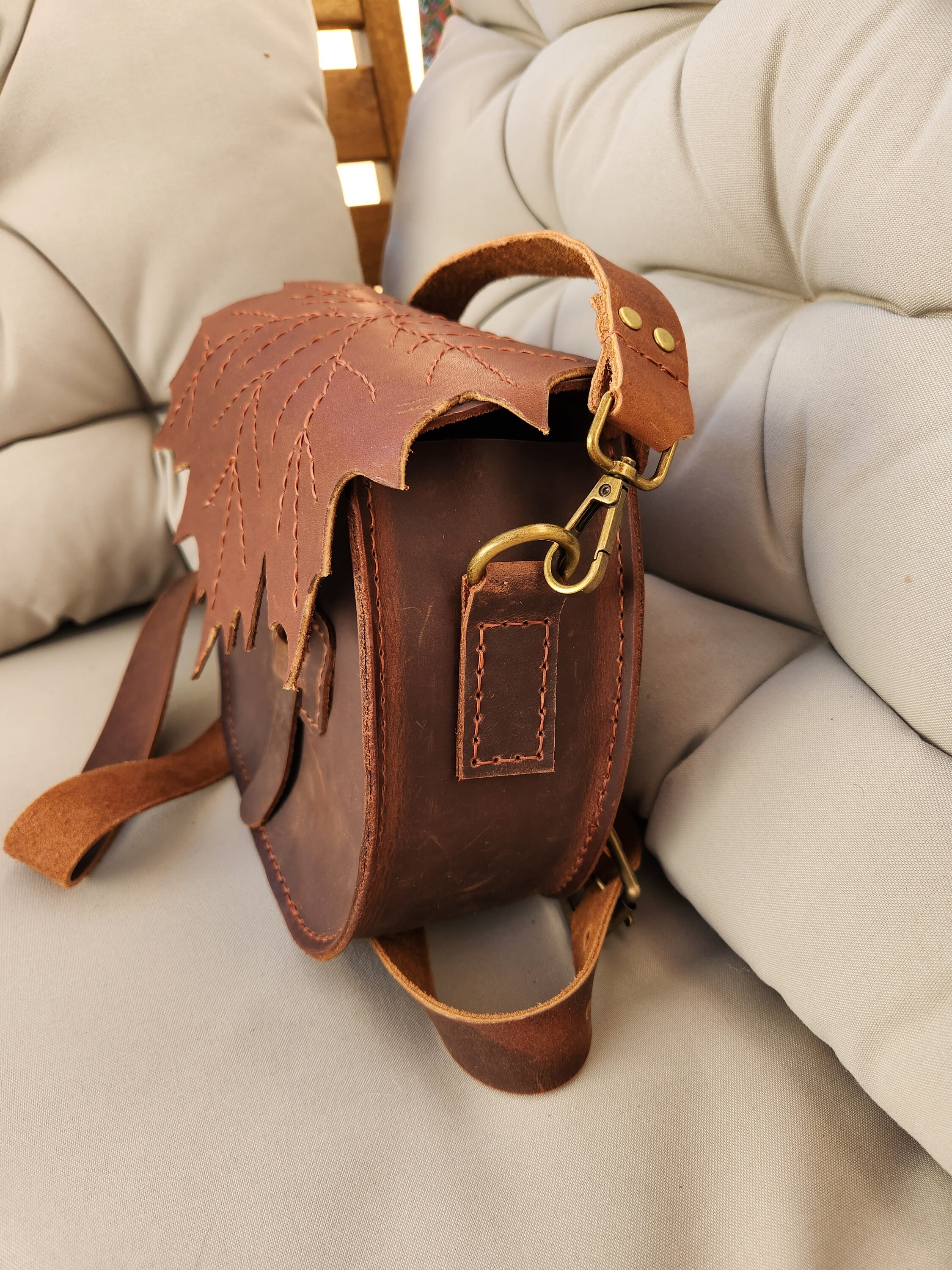 Maple Leaf Purse Pattern - DIY Cross Body Leather Purse PDF Pattern and ...