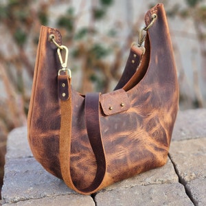 Leather Hobo Tote Pattern - 2 Versions - DIY Leather Slouch Purse ...