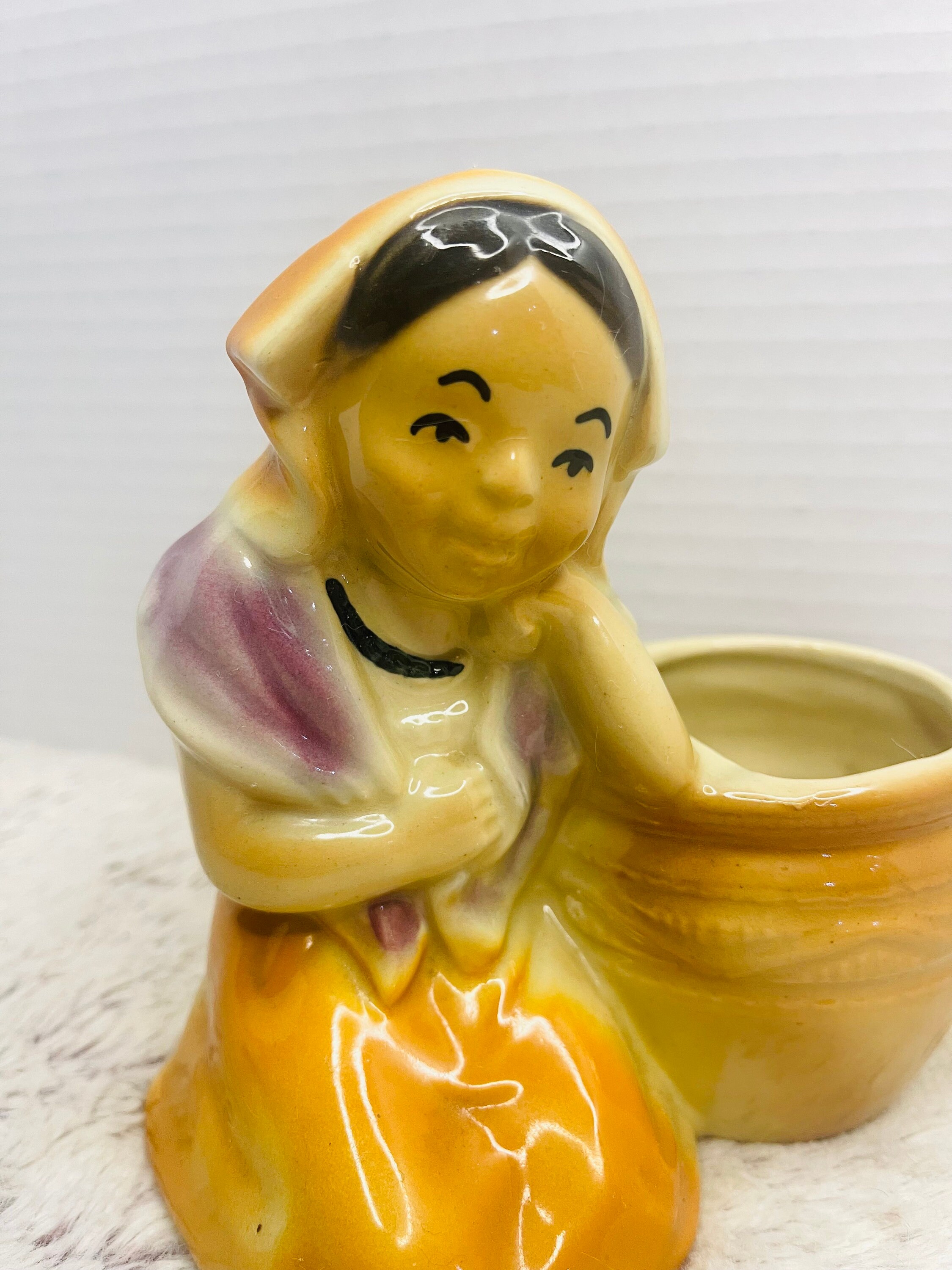 Shawnee Pottery Lady With Basket Planter, Floral Vase USA - Etsy