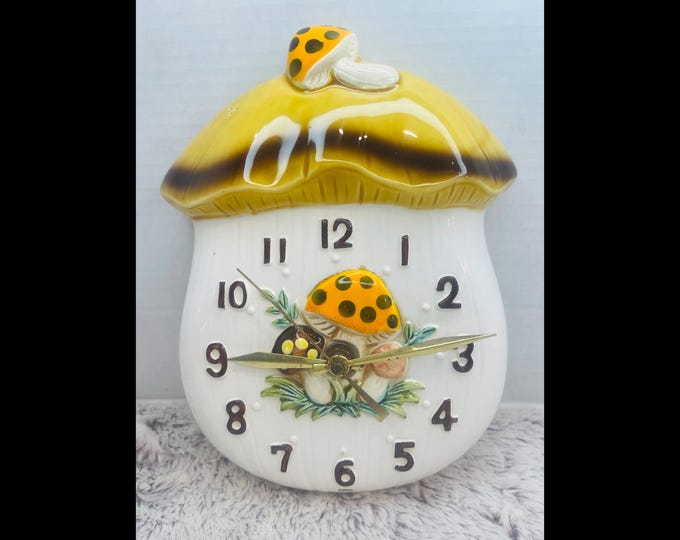 RARE- Merry Mushroom Clock Sears & Roebuck Clock Arnel Mushroom Wall ...