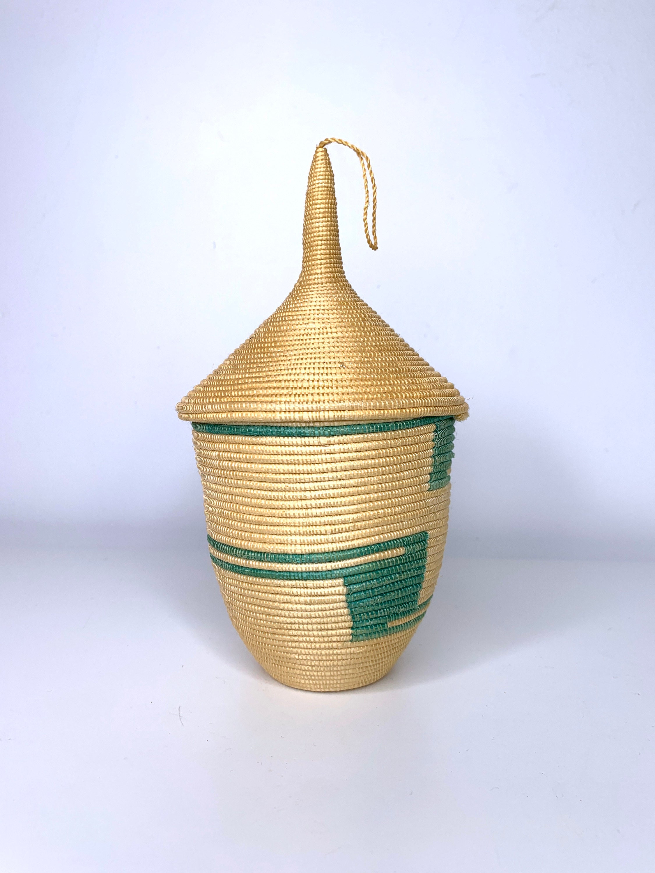 Small Rwandan Tutsi Lidded Basket Wedding - Etsy