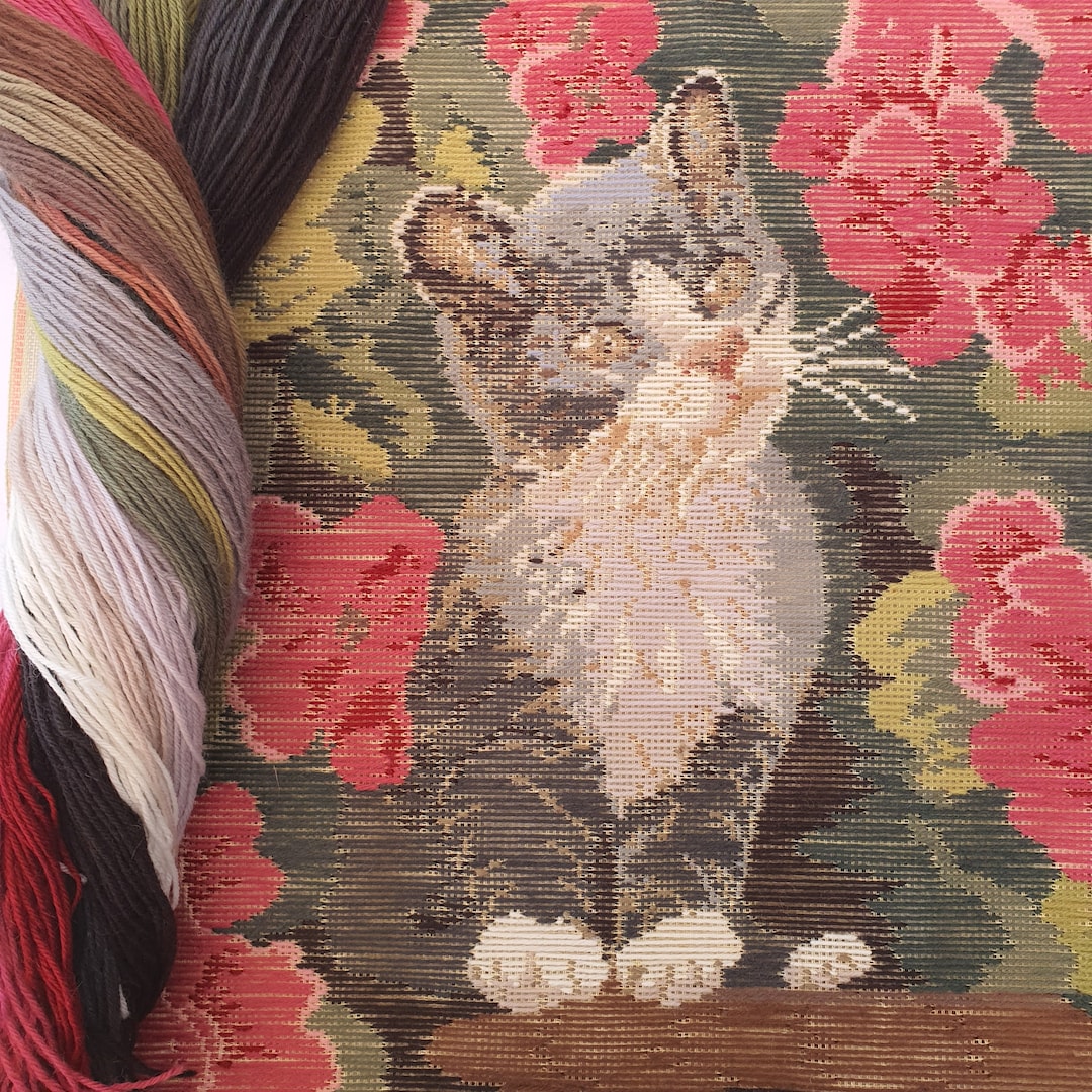 Kitten Traditional Tapestry Kit: Large Needlepoint Pillow Cover ...