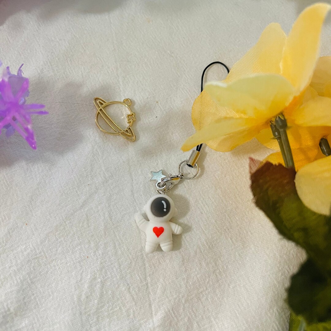 Astronaut Phone Charm, Cute Space Themed Phone Charm, Simple Cute Resin ...