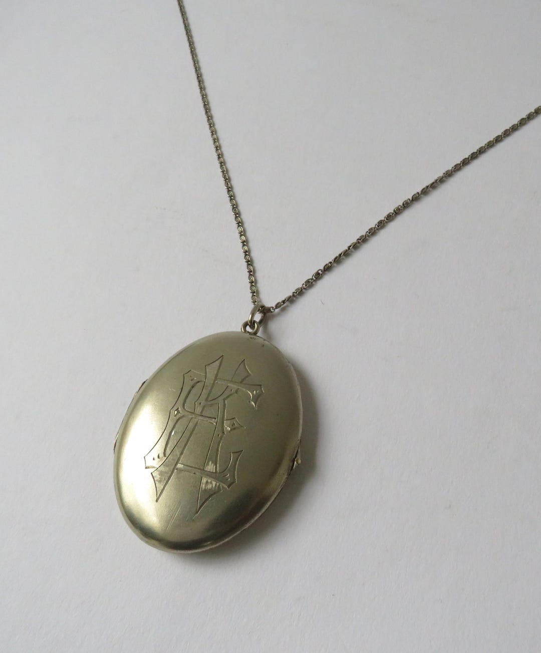 Antique Large Hinged Medallion for Pictures With 68 Cm Chain, Alpaca ...