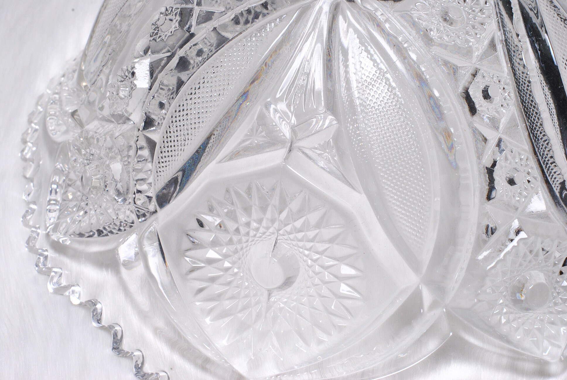 Vintage Collectible Daisy Button Pattern Crystal Clear Cut Glass Bowl ...