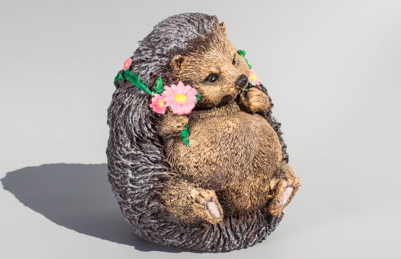 Hedgehog Figure garden Statue Animal wildlife Sculpture - Etsy