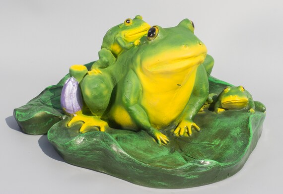 Frog Leaf toad Figurine large Garden Statue lily Pad Pond | Etsy
