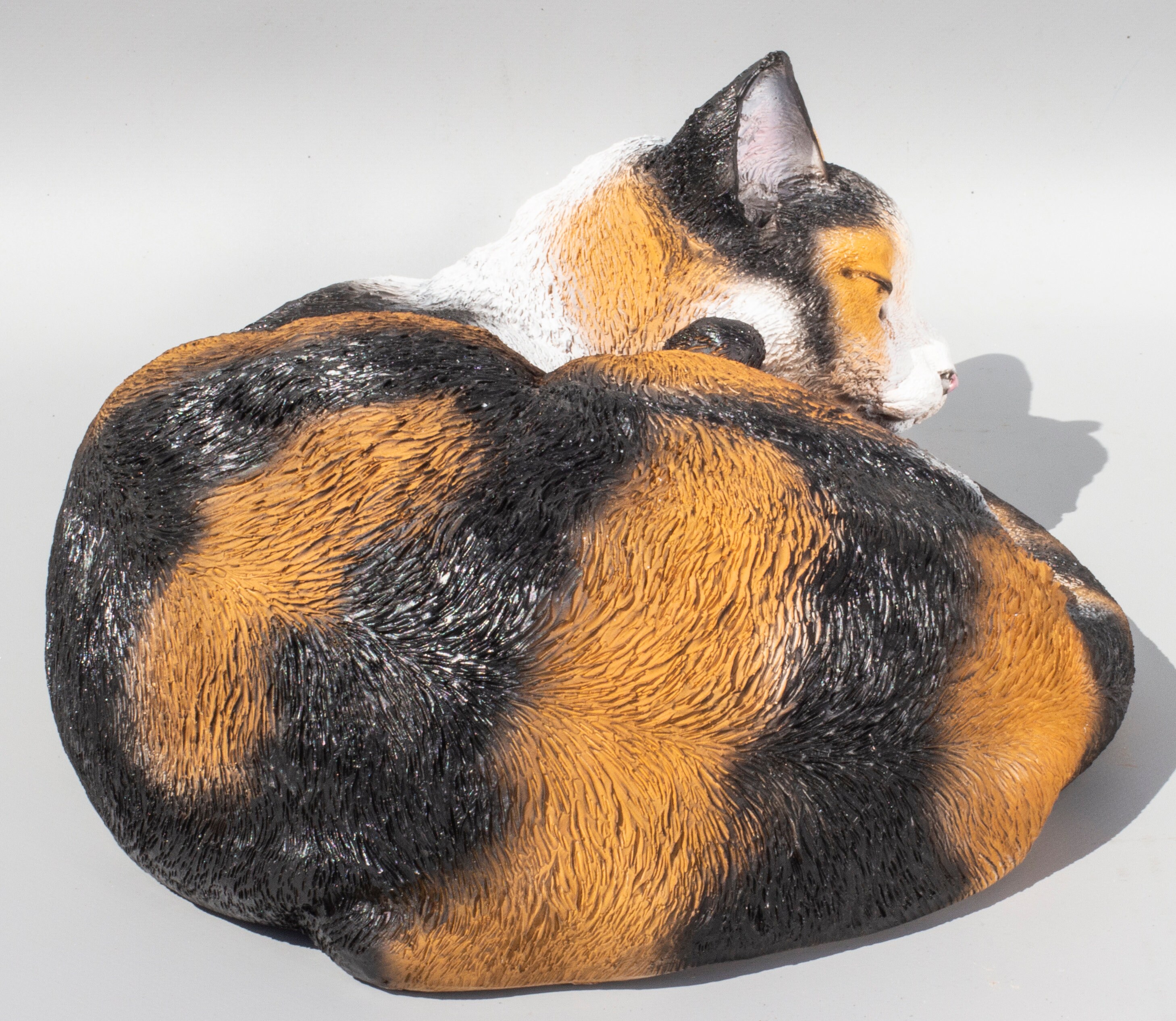 Calico Cat Urn sleeping Cat Memorial Urn Ashes cremation Pet - Etsy Canada