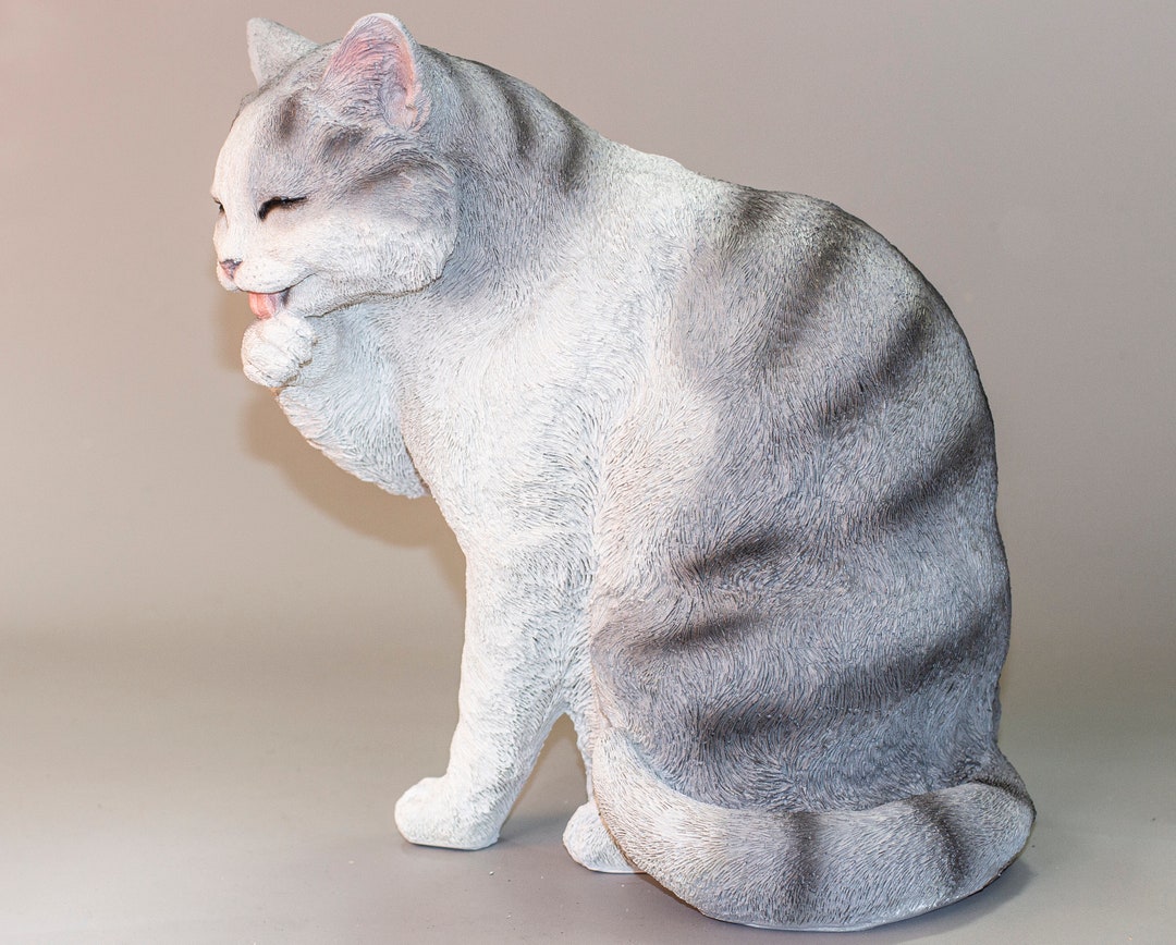 Gray Tabby Cat Urn *unique Cremation Statue Ashes *outdoor Pet Memorial ...