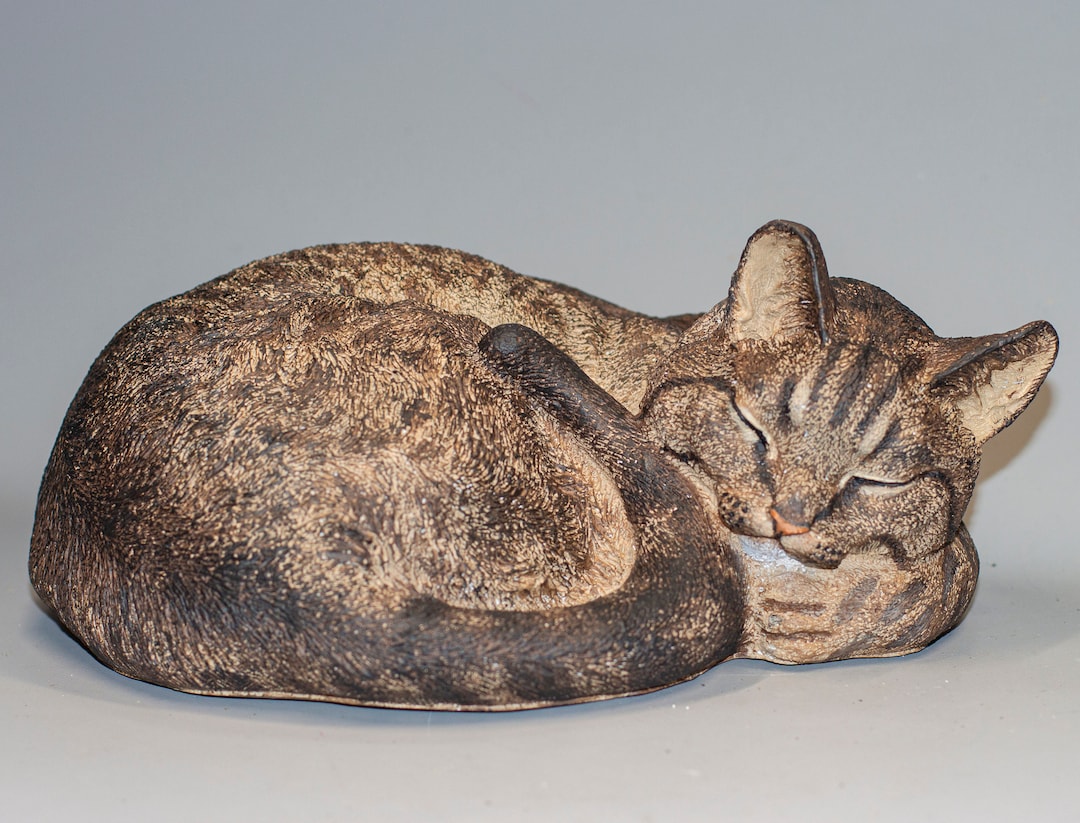 Tabby Cat Urn *pet Memorial Keepsake *cremation Statue Ashes Holder ...