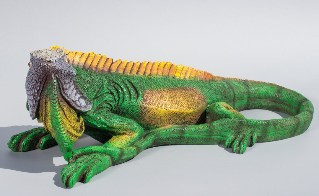 Lizard Urn *iguana Cremation Sculpture Pet Ashes *unique Animal Grave ...