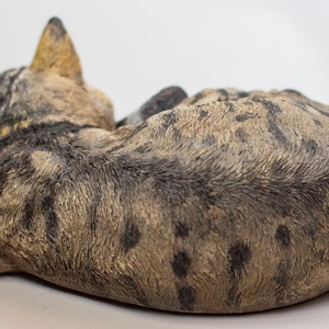 Cat Urn for Ashes *keepsake Memorial *cremation Pet Statue Handpainted ...