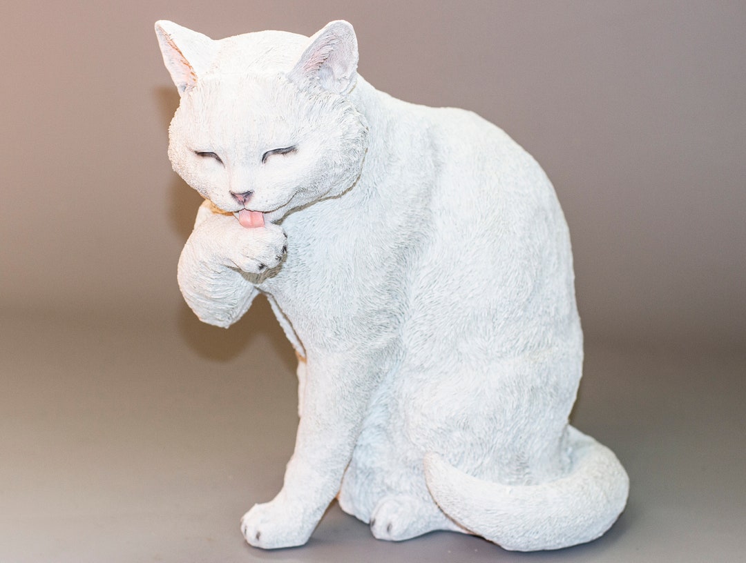 Unique Pet Urn *white Cat Memorial Figurine *crermation Statue Ashes ...