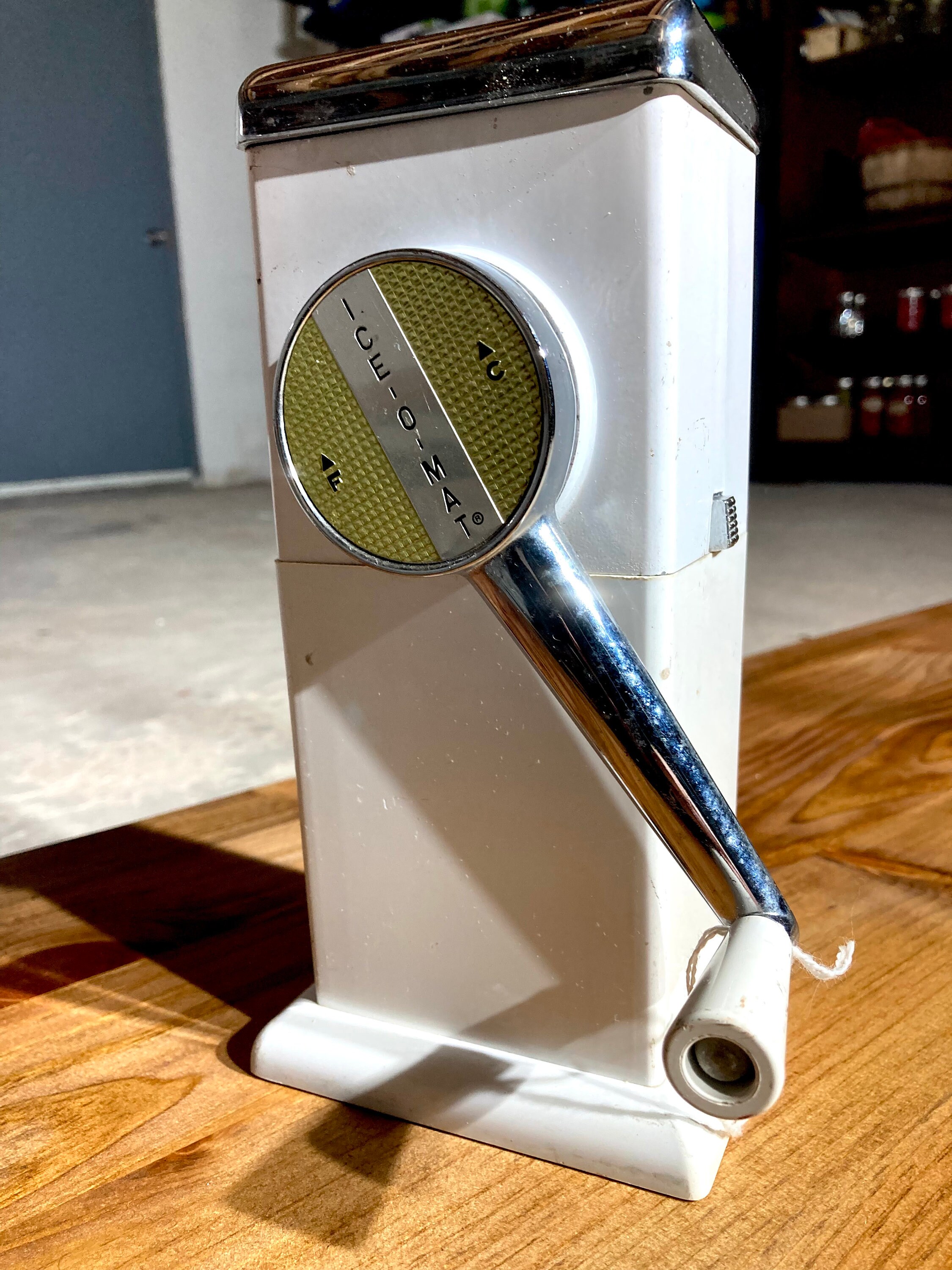 Vintage Ice-o-mat Ice Crusher - Etsy