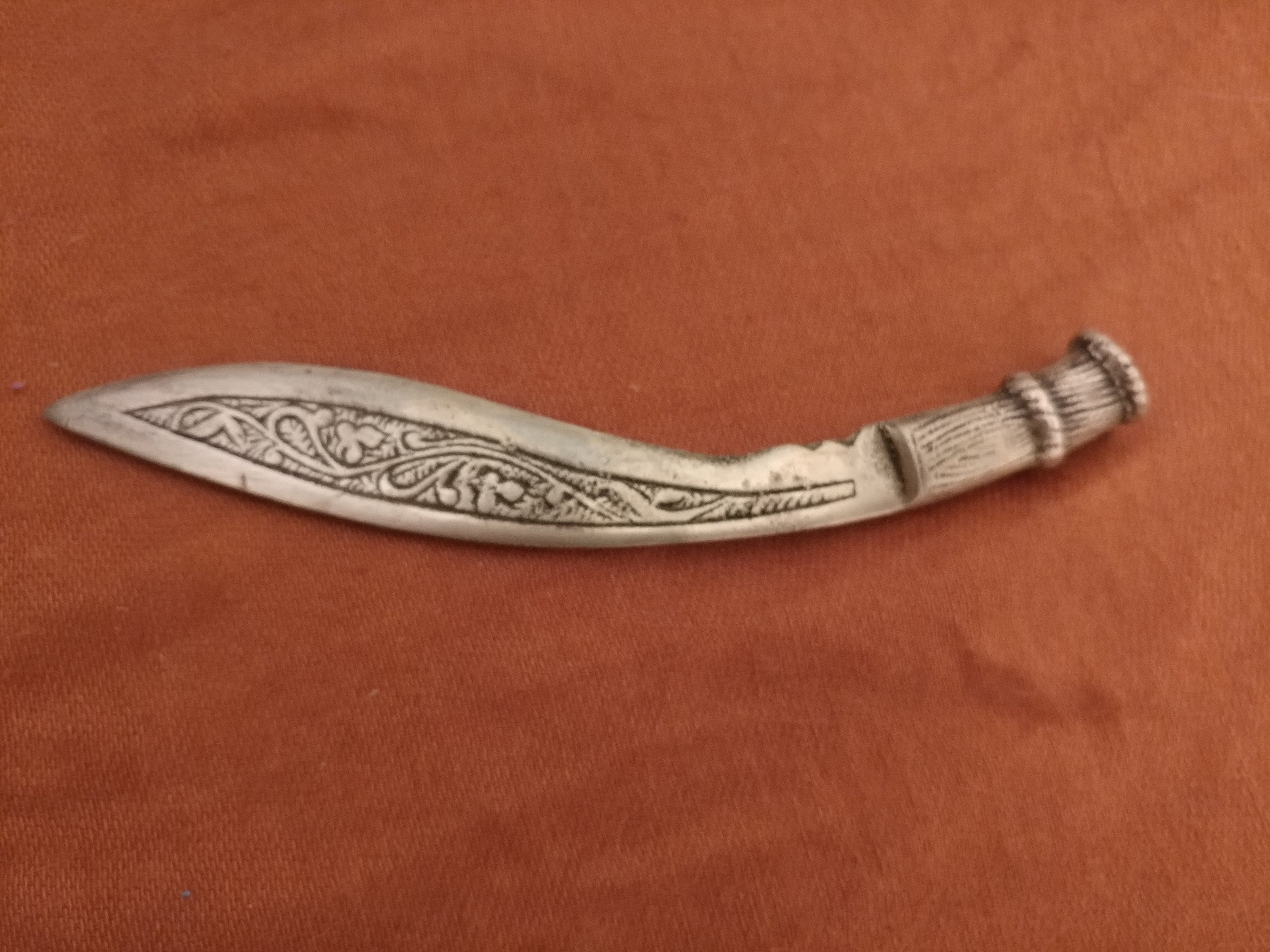 Antique Curved Dagger