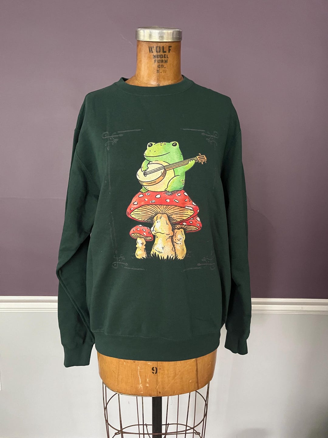 Sick Vtg Toad Playing Guitar on Toadstool, Mushroom Sweatshirt - Etsy