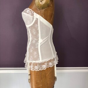 Vintage 80s 90s Merry Widow Basque in Lace With Suspenders / Vintage ...