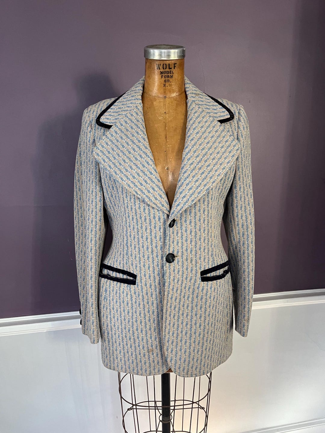 Sick 70s Wide Lapel, Velvet Trimmed, Textured, Formal Suit Coat ...