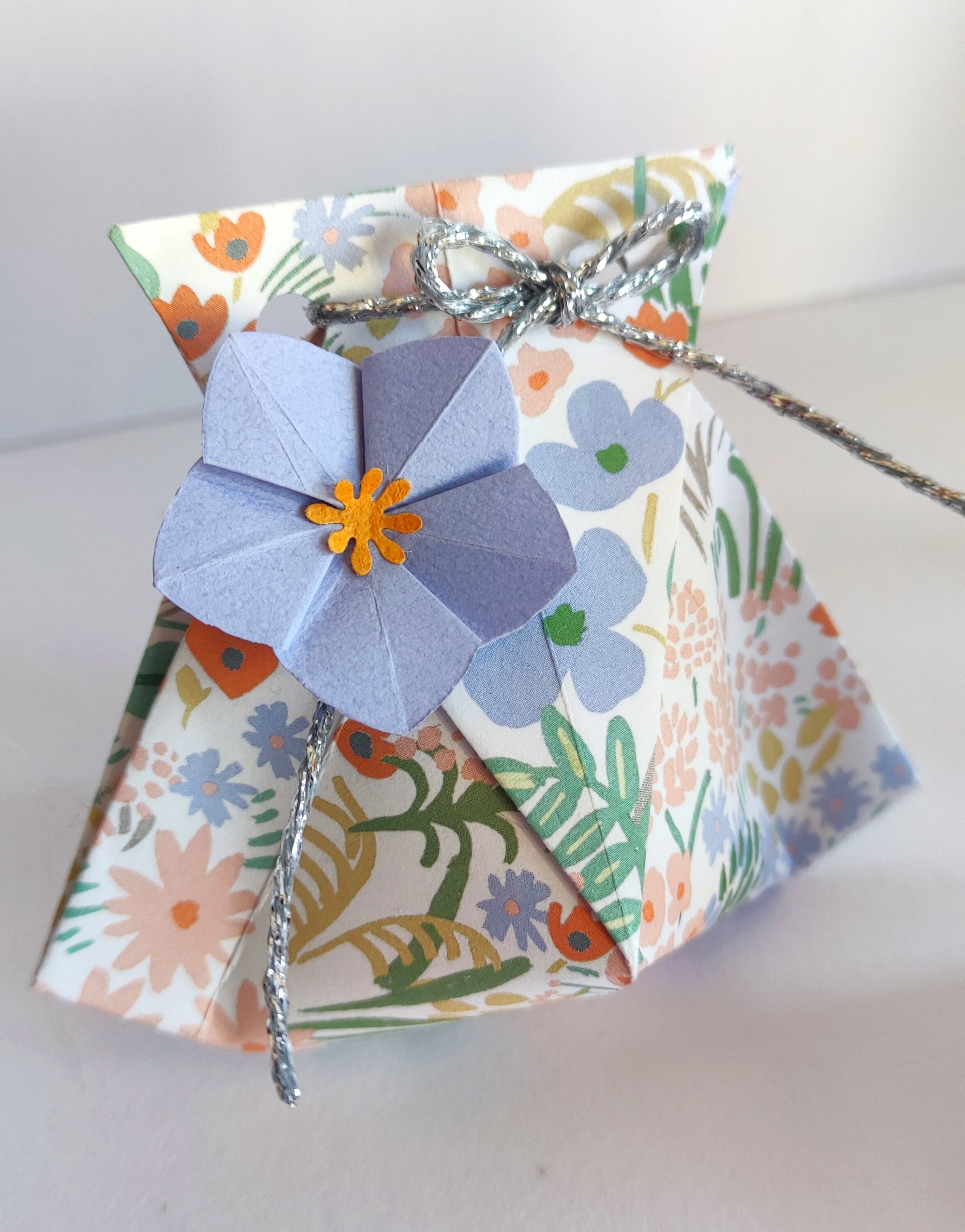 Set of Beautiful Origami Dragee Boxes for Wedding Guest Gifts, Baptisms ...