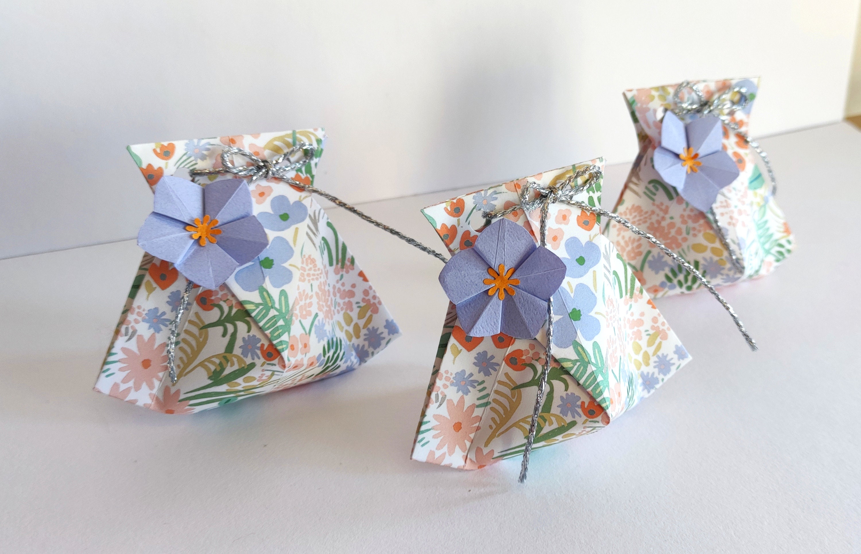 Set of Beautiful Origami Dragee Boxes for Wedding Guest Gifts, Baptisms ...