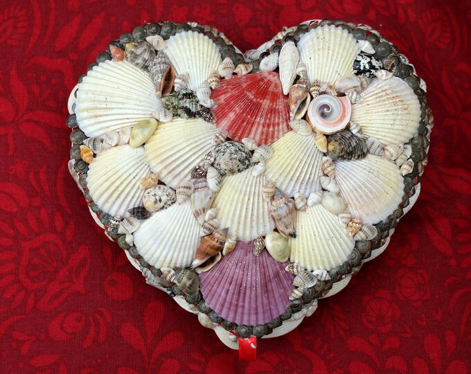 Shell Box, Jewellery Box '50s, Can With Shells, Heart Box, Jewelry Box ...