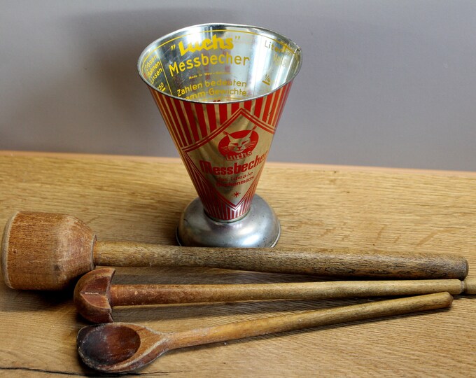 Roter Messbecher Luchs, Holzlöffel, 50er Jahre Backzubehör, Vintage ...