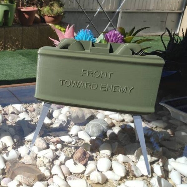 Claymore Mine Replica - Etsy