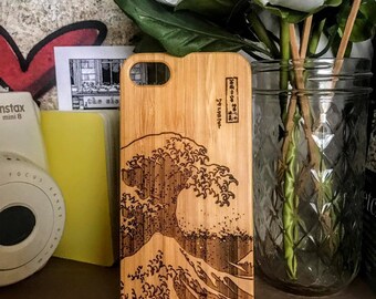 Anime phone case | Etsy