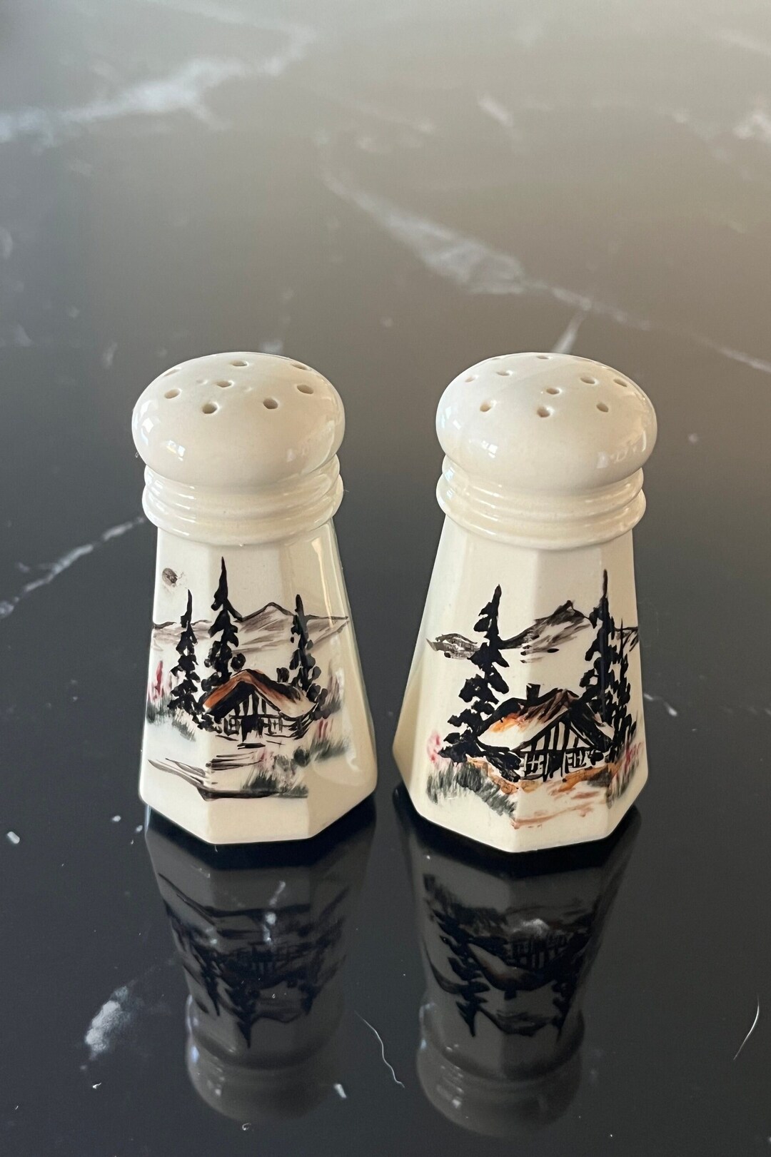 Vintage Alaska Handpainted Salt and Pepper Shakers, Souvenir ...