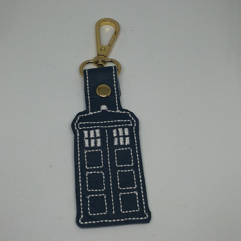 Tardis Key - Etsy