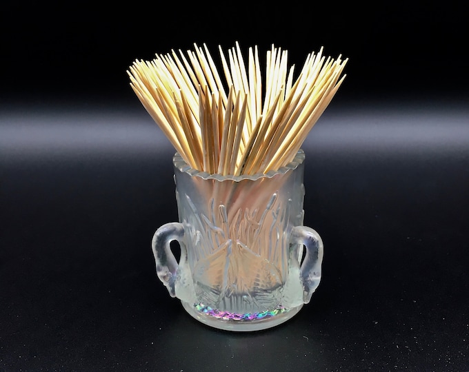 Vintage Westmoreland Glass Company Swans in Cattails White Iridescent ...