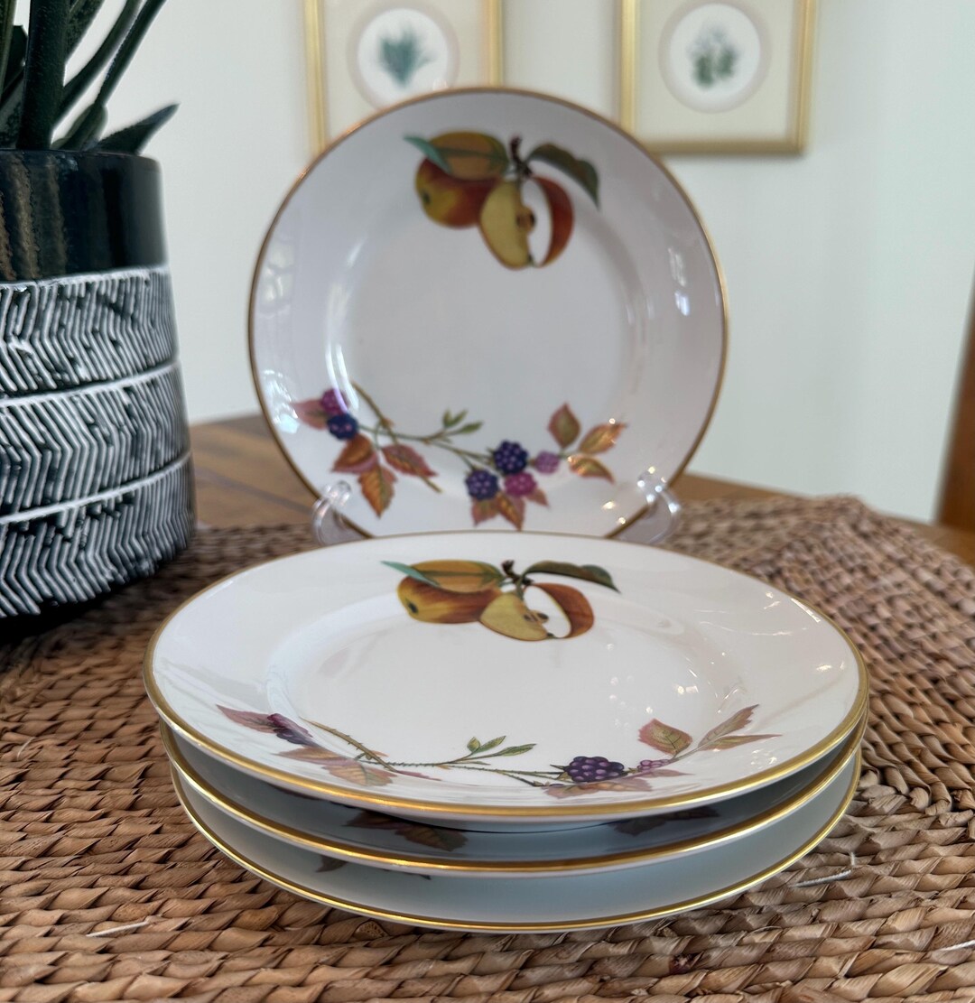 Set of 4 Royal Worcester Evesham Gold Fine Porcelain Bread and Butter ...