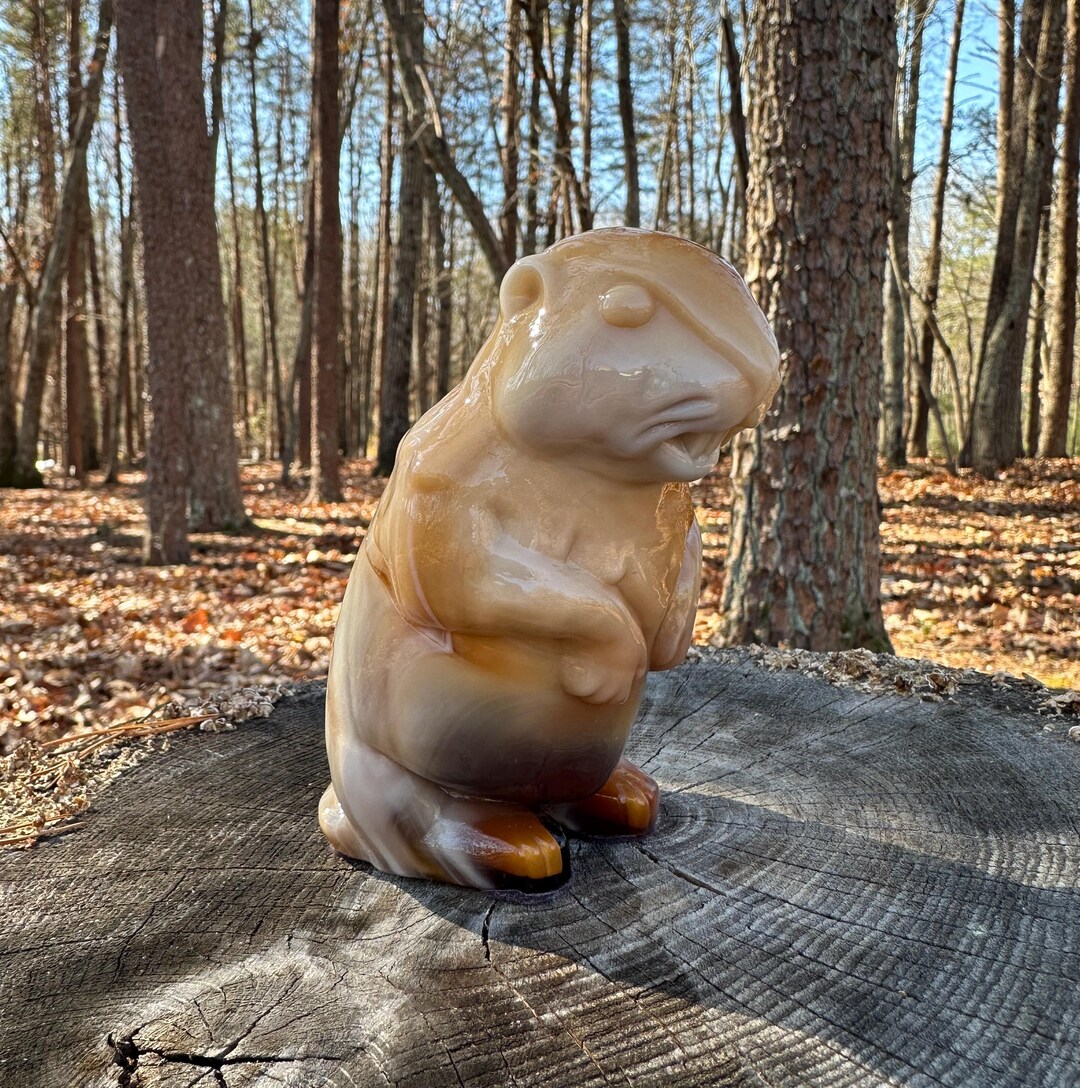 Vintage Imperial Caramel Slag Glass Woodchuck Figurine: Brown Marble ...