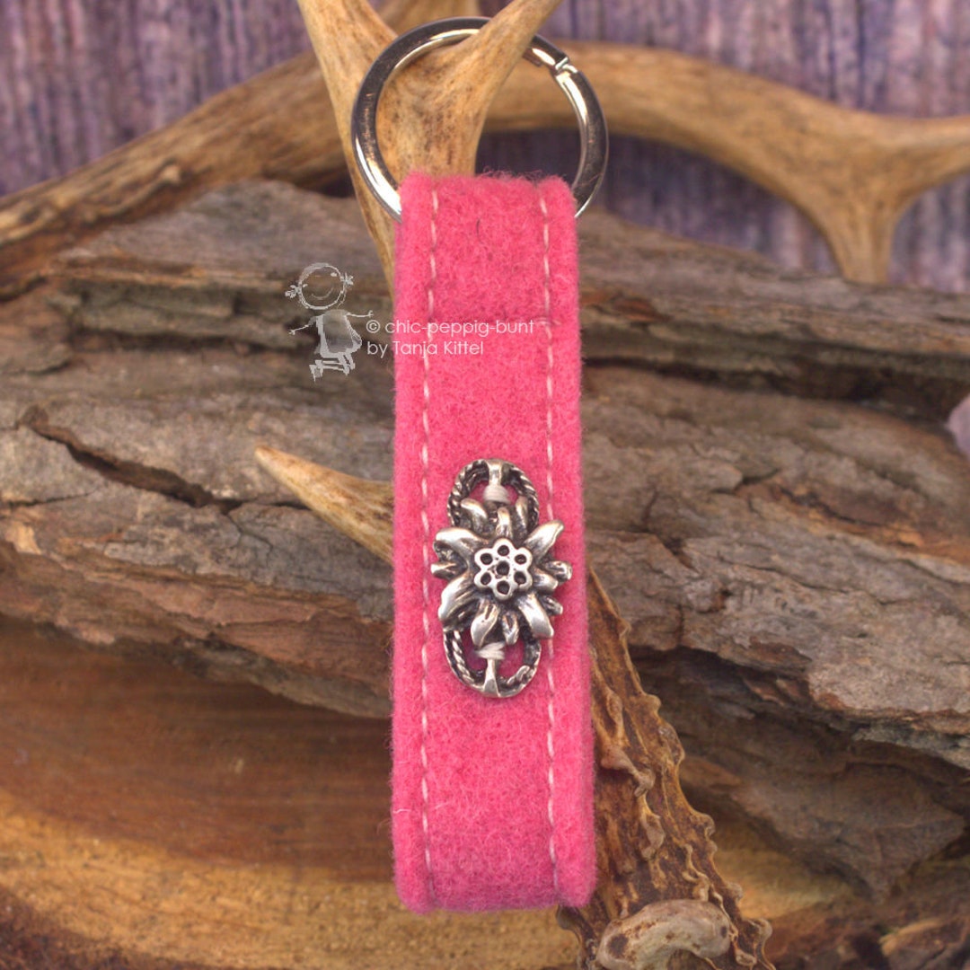 Light Pink Traditional Felt Keychain Edelweiss - Etsy