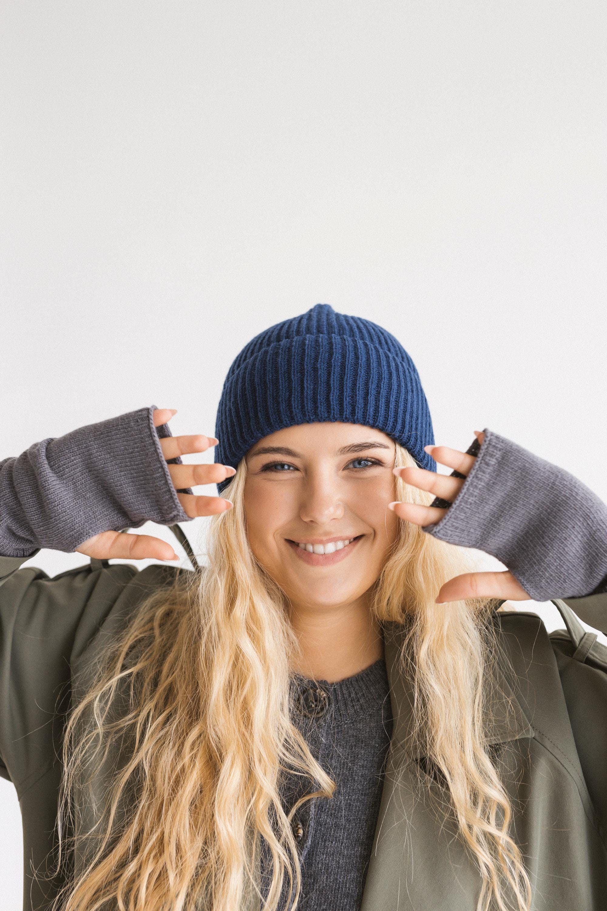 White Merino Wool and Cashmere Fingerless Mittens, Milky Cable Knit ...