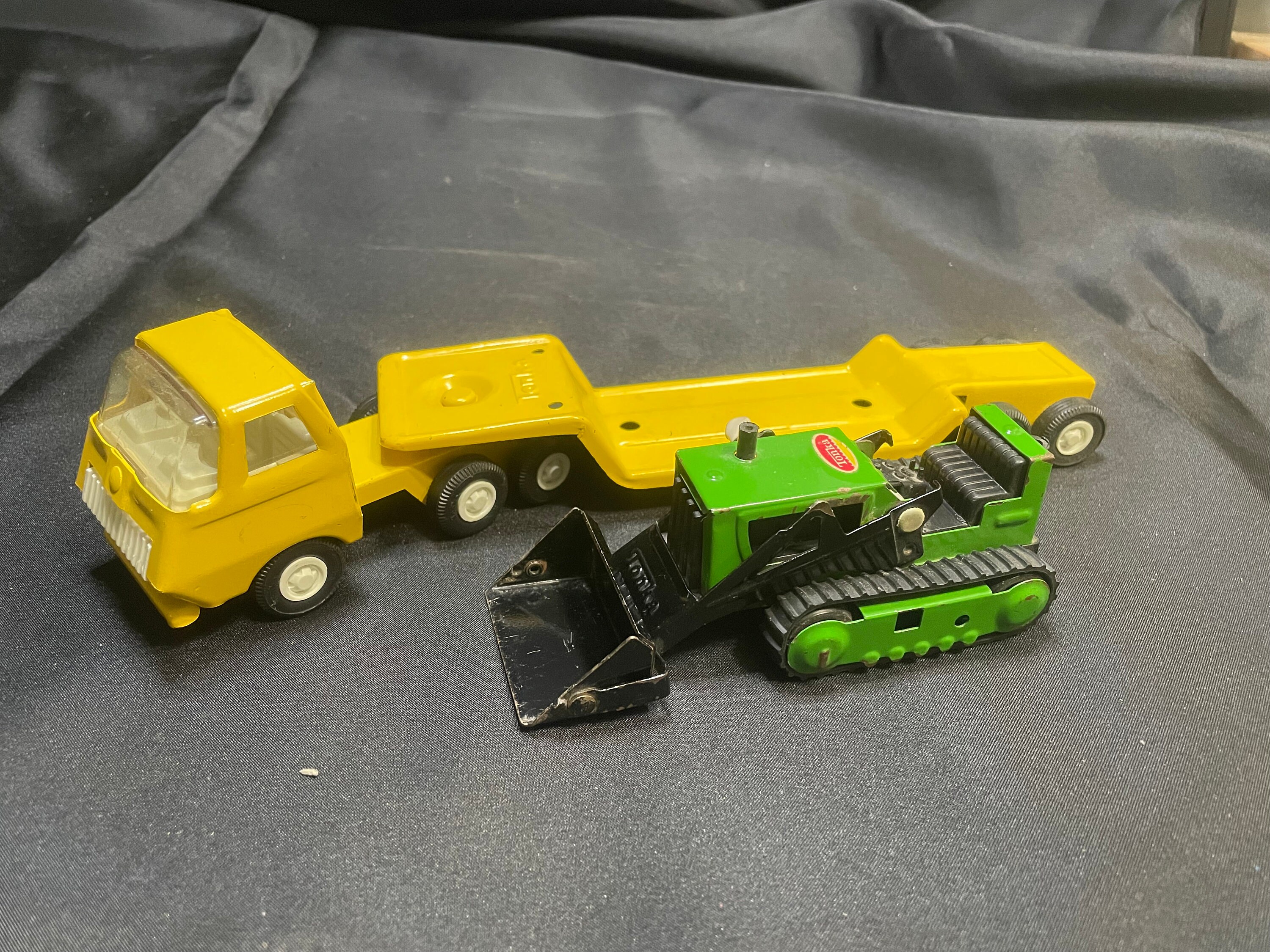 1970's Tonka Lowboy Semi W/bulldozer - Etsy