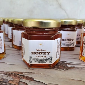 24 2 Oz Mini Honey Favors for Wedding or Bridal Shower Favors Honey Bee ...