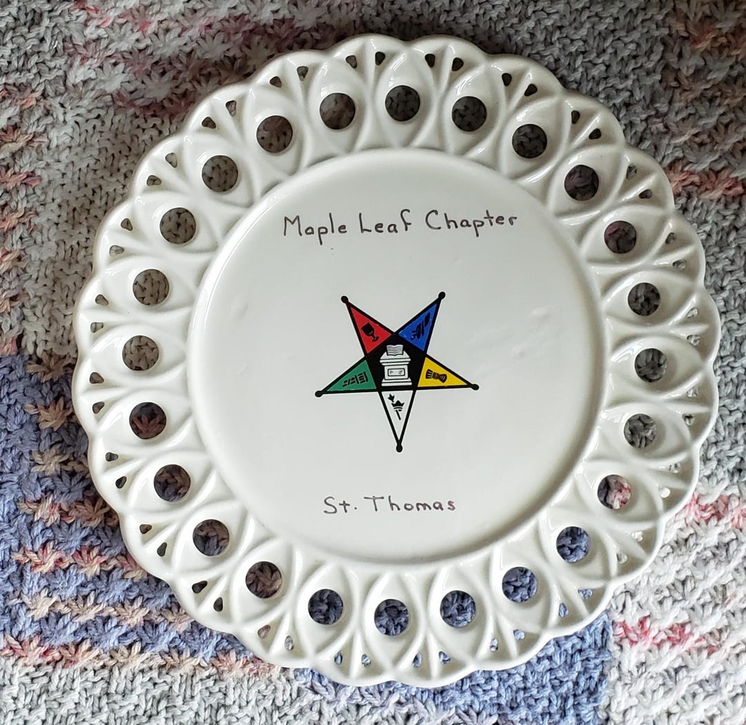 Vintage Masonic Plate: Maple Leaf Chapter St. Thomas, 9 1/2" - Etsy