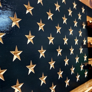 Subdued Wooden American Flag Challenge Coin Display, Holds 90-100 Coins ...