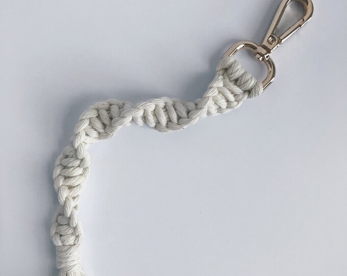 Macrame Key Chain | Macrame Accessory | Twisted Gold Key Chain - Etsy