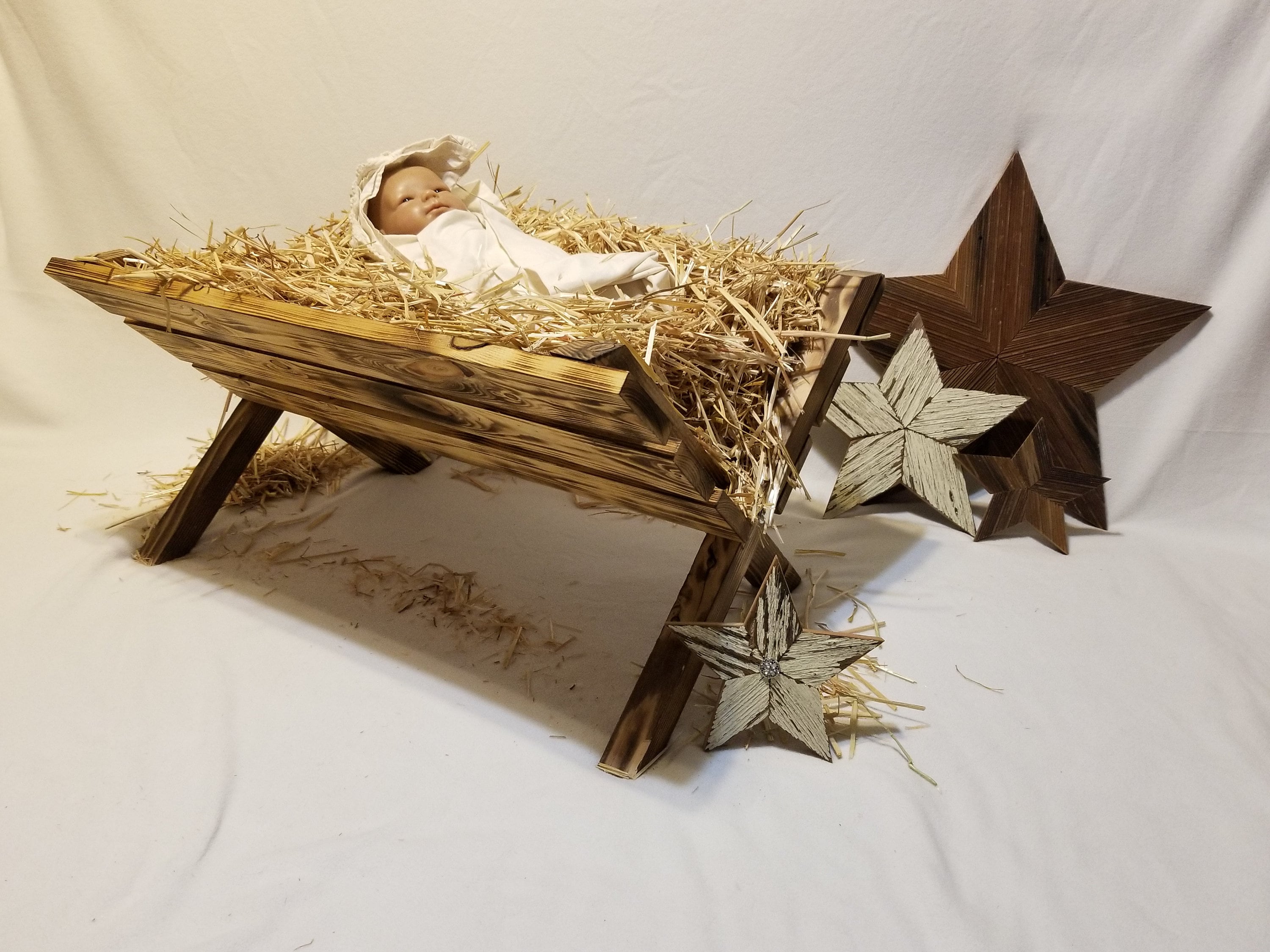 Extra Large 30 Yard Manger With Burlap Sack of Straw - Etsy