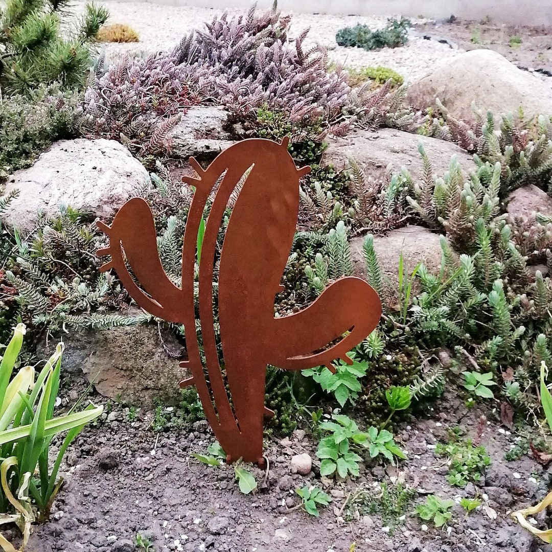 Metal Cactus Garden Stake, Metal Cactus Garden Art, Rusty Cactus Sign ...