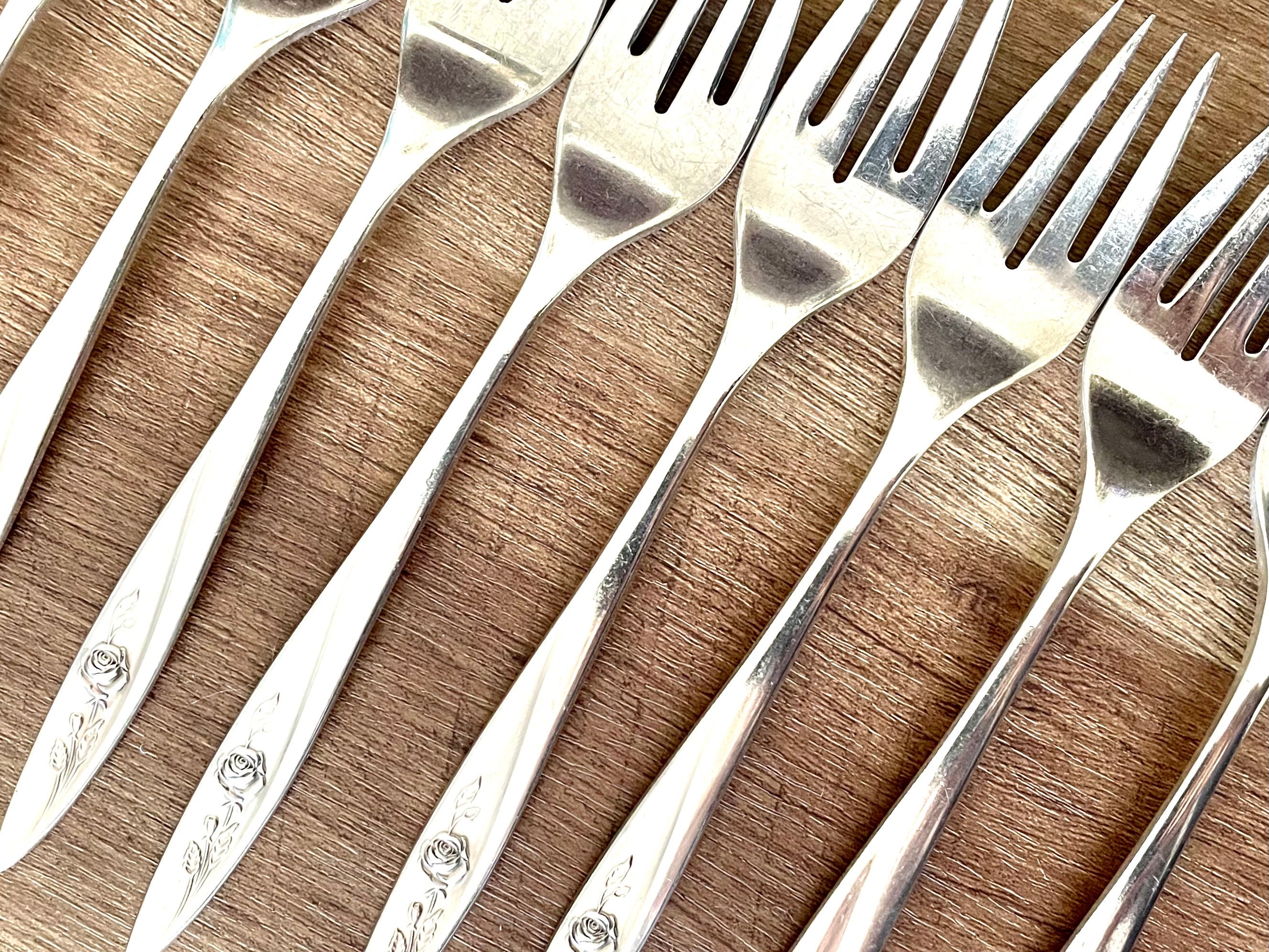 Vintage Morning Rose Oneida Community Silverplate Flatware Set of 8 ...