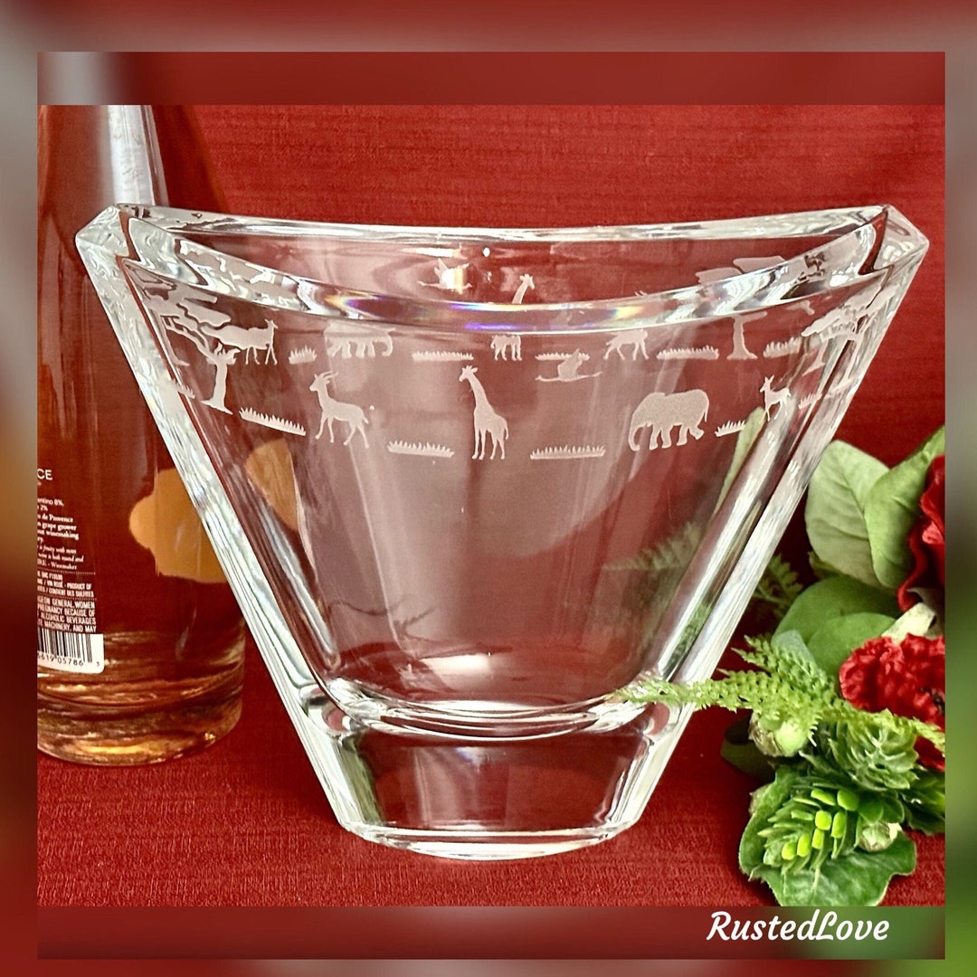 Vintage Etched Vase / Etched Animals / Glass Crystal / Vintage Flower ...