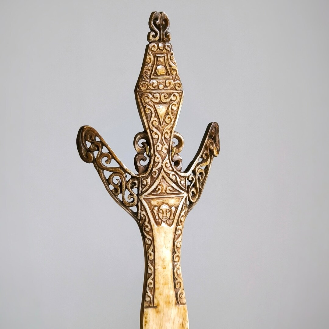 Vintage Tribal Carved Bone Comb, Maluku Islands - Etsy