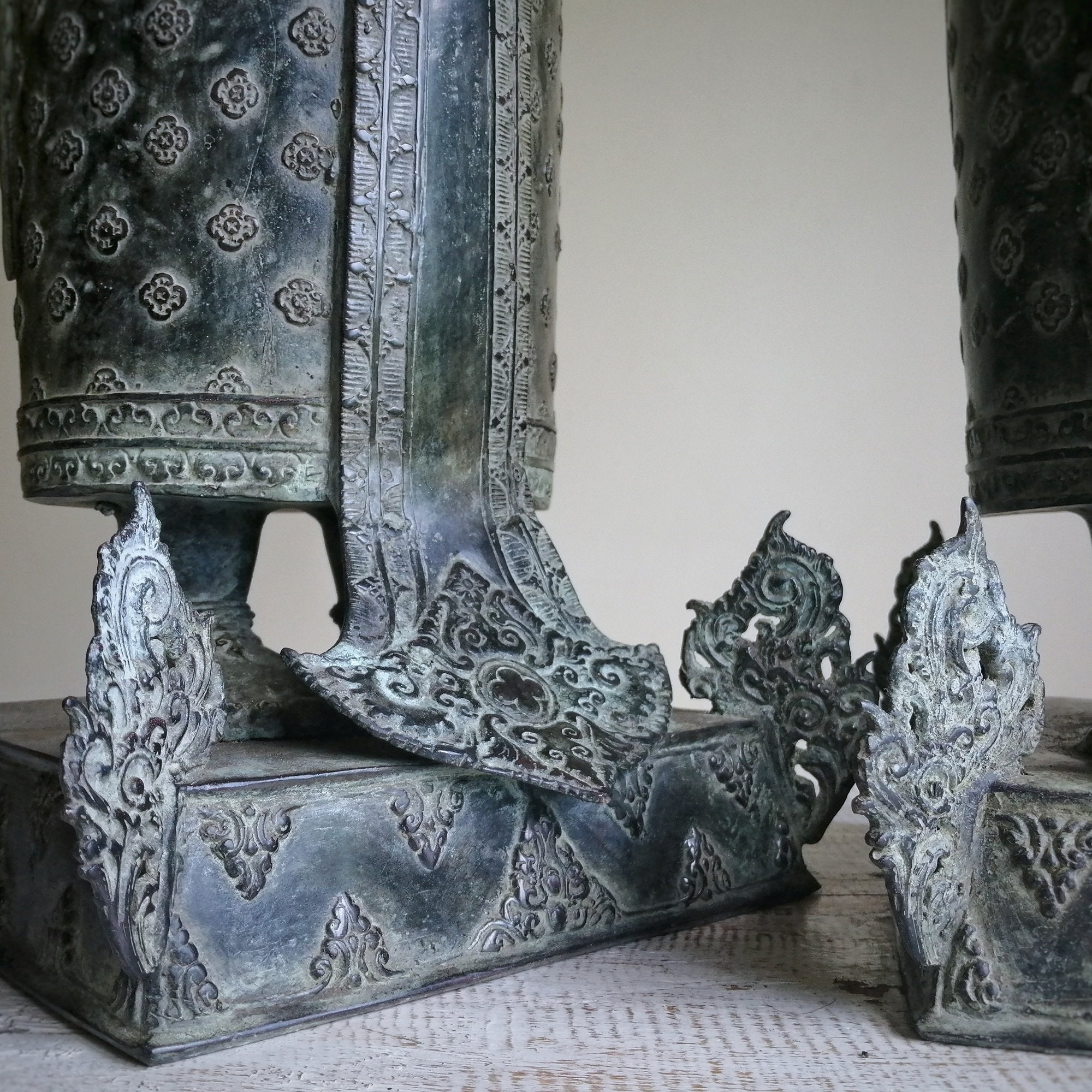 2 large vintage primitive statues | Etsy