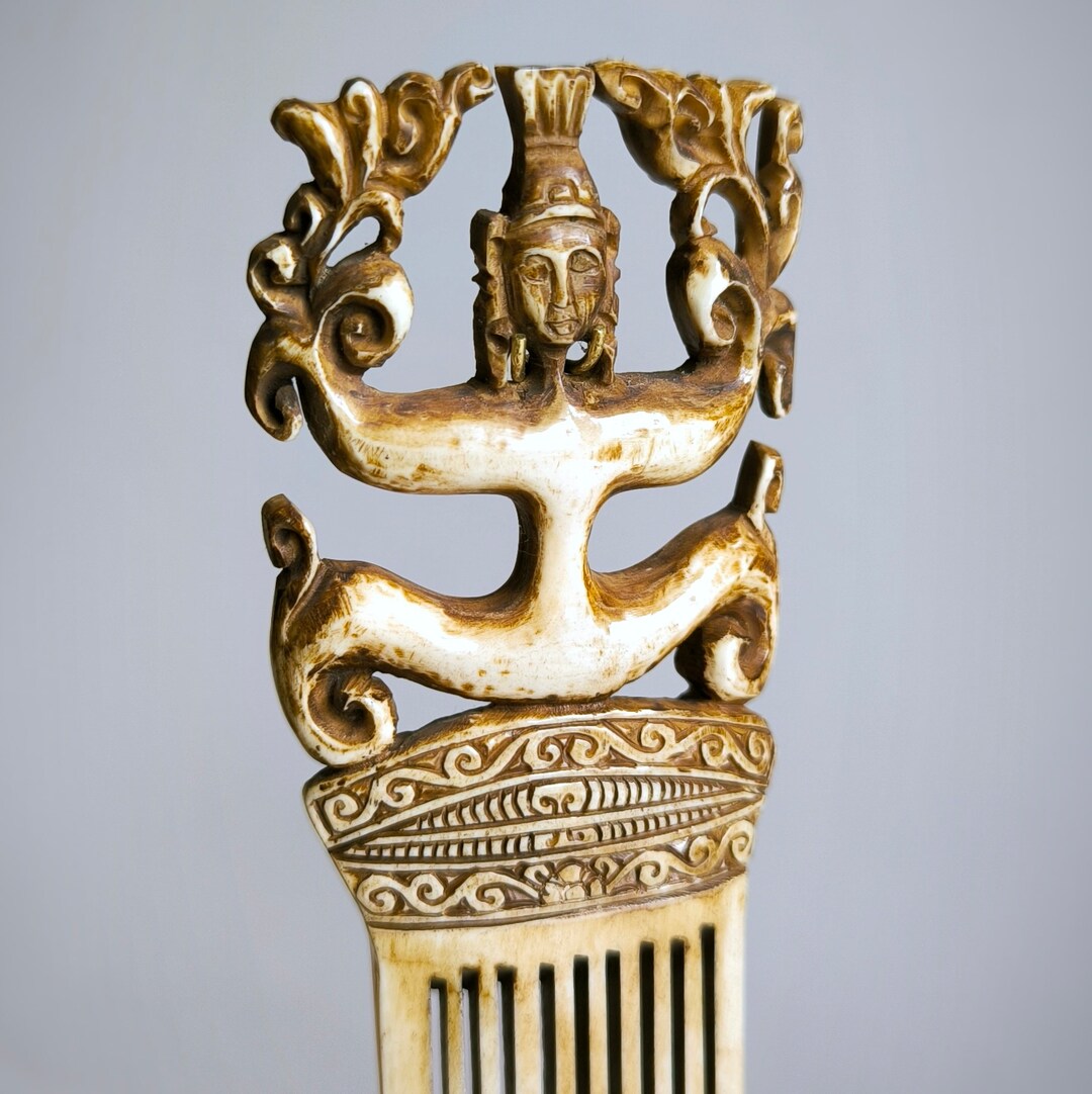 Vintage Tribal Carved Bone Comb, Maluku Islands - Etsy