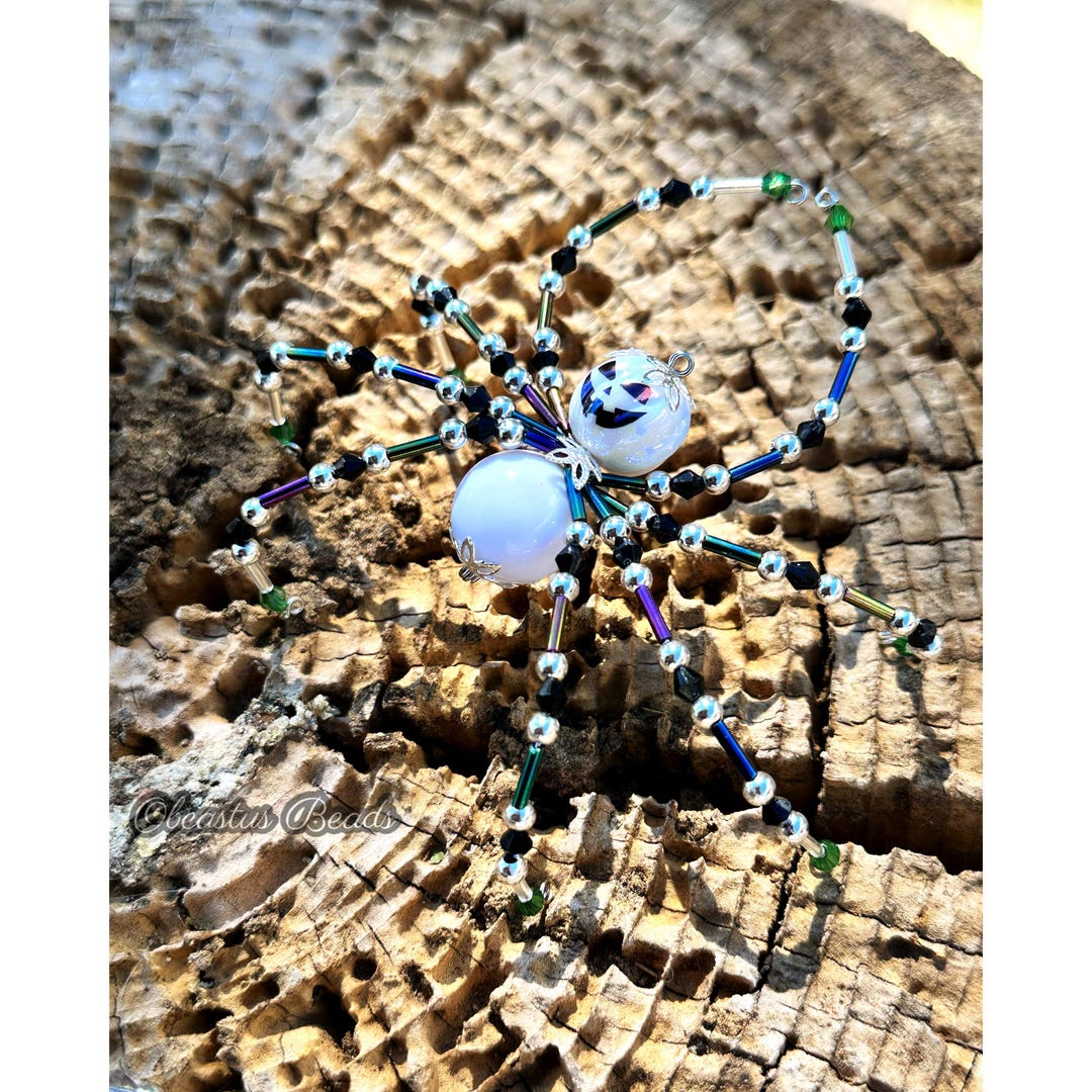 Beaded Spiders - Spooky Season Decorations - Halloween Decor - Beaded ...